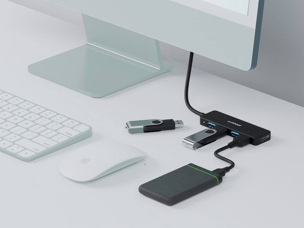 Mbeat 4-Port USB-C Hub with USB-C DC Port | USB Travel Hub | MBeat