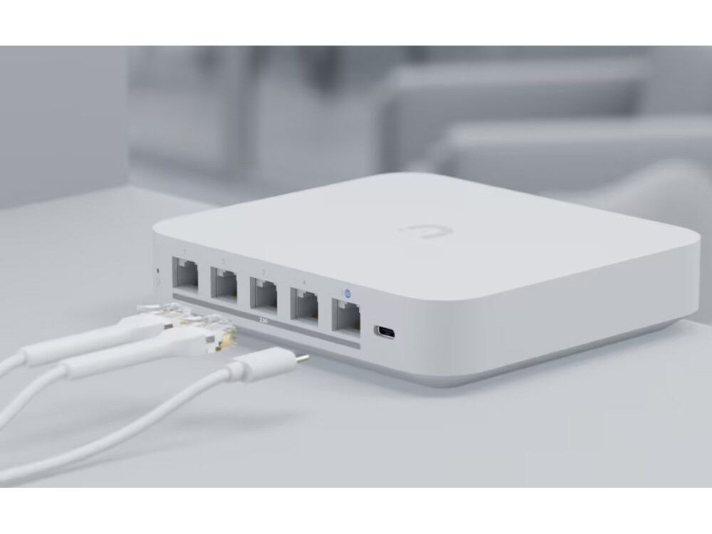 Ubiquiti Gateway Max Compact Multi-WAN Independent UniFi Gateway [UXG-MAX]
