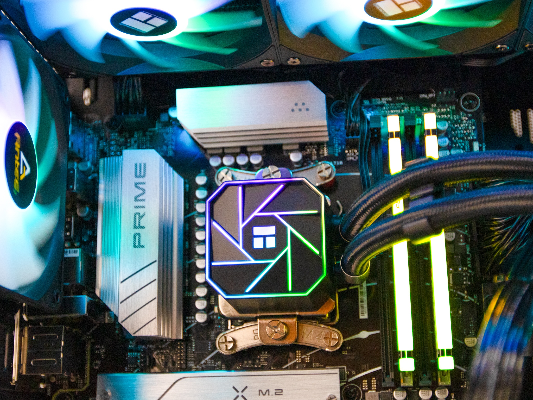 Centre Com Orobas Ryzen 7 9800X3D RTX 5070 Gaming PC with Windows 11 ...