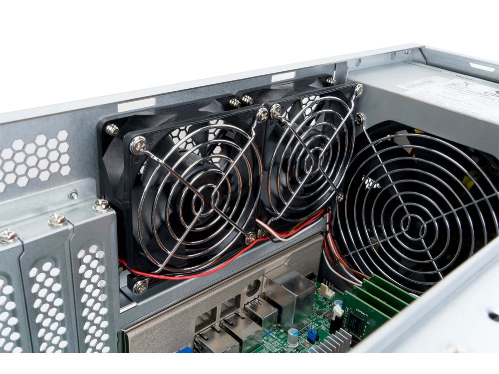 InWin R400N 4U Open-Bay Rackmount Case [RM-4U-IW-R400N]